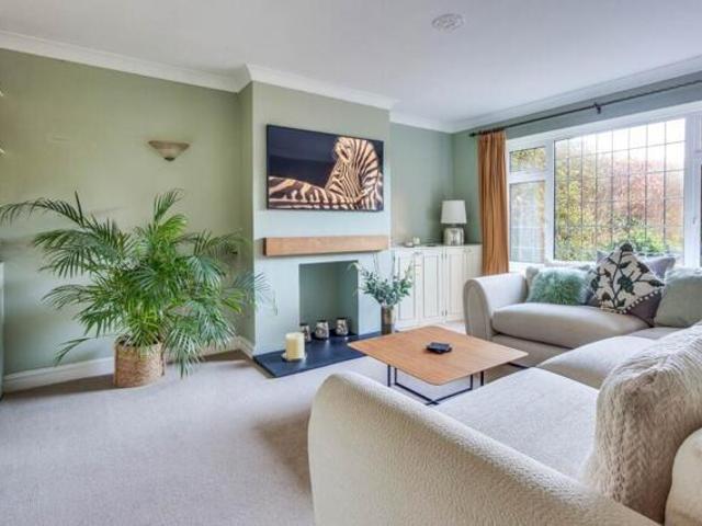 For Sale 4 Bedroom House Hurst Hurst DS101119428
