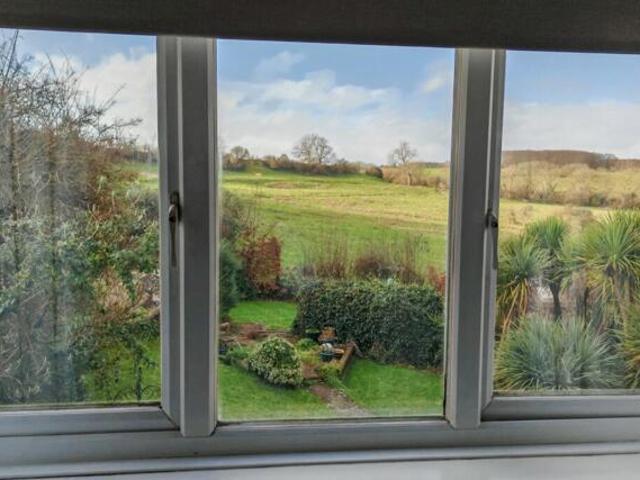 For Sale 4 Bedroom House Hythe Hampshire DS98930347