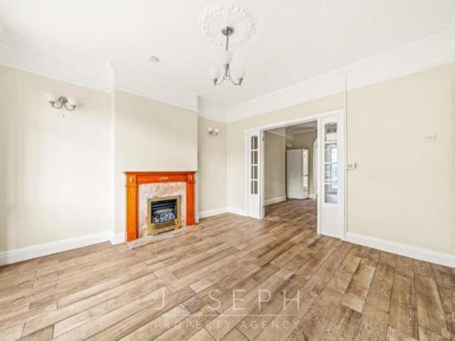 For Sale 4 Bedroom House Ipswich Suffolk DLS99840556
