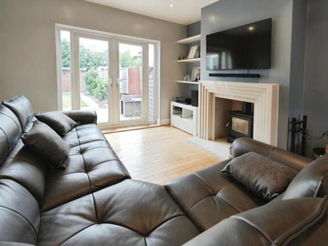 For Sale 4 Bedroom House Oldbury Sandwell DS98278222