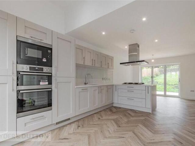 For Sale 4 Bedroom House Oldham Oldham DS98204562