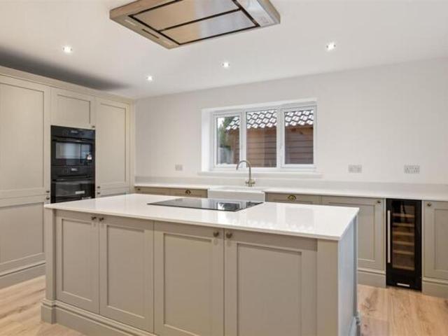 For Sale 4 Bedroom House Ormesby Ormesby DLS101677955