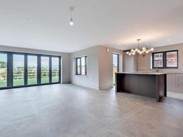 For Sale 4 Bedroom House Oswestry Oswestry DLS98930028