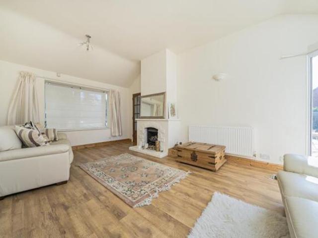 For Sale 4 Bedroom House Oxfordshire Oxfordshire DLS100579080