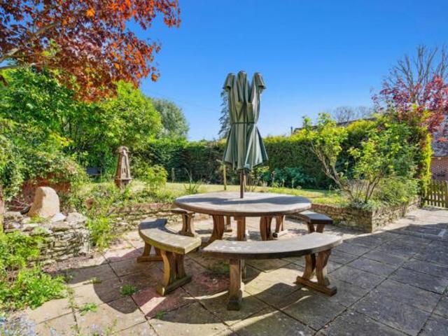 For Sale 4 Bedroom House Oxfordshire Oxfordshire DLS99380675