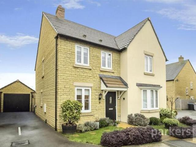 For Sale 4 Bedroom House Oxfordshire Oxfordshire DS101678546