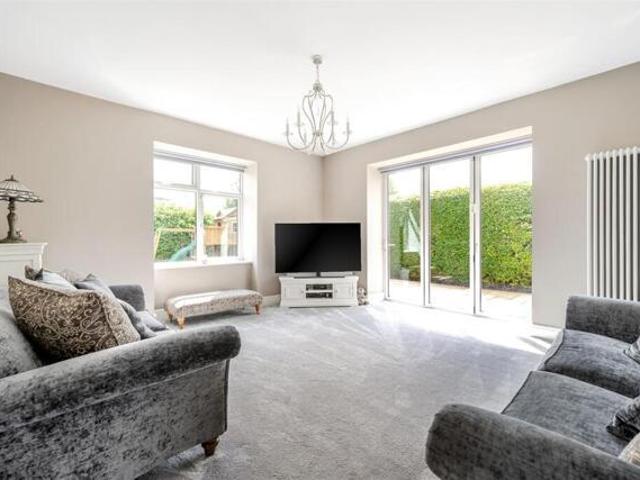 For Sale 4 Bedroom House Longwell Green Bristol DLS98386760