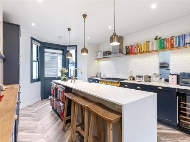 For Sale 4 Bedroom House London Greater London DLS100024057