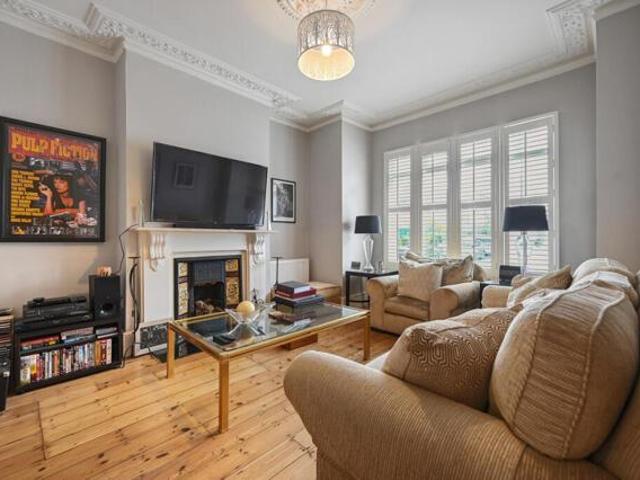 For Sale 4 Bedroom House London Greater London DLS100263130