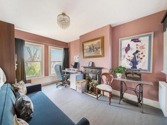 For Sale 4 Bedroom House London Greater London DLS100649351