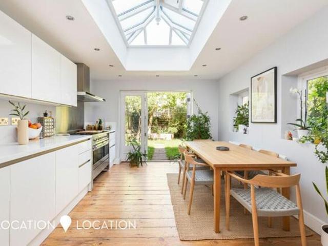 For Sale 4 Bedroom House London Greater London DLS100614883