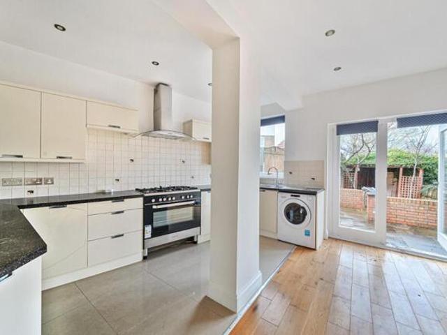 For Sale 4 Bedroom House London Greater London DLS101025874
