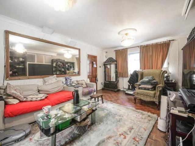 For Sale 4 Bedroom House London Greater London DLS101676424