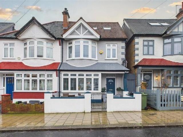 For Sale 4 Bedroom House London Greater London DLS98503696