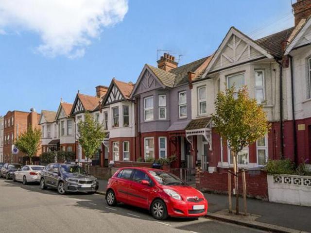 For Sale 4 Bedroom House London Greater London DLS98864716