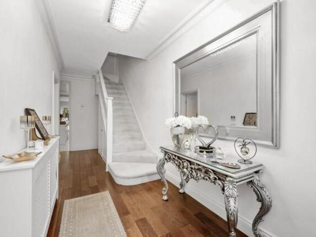For Sale 4 Bedroom House London Greater London DS100132535