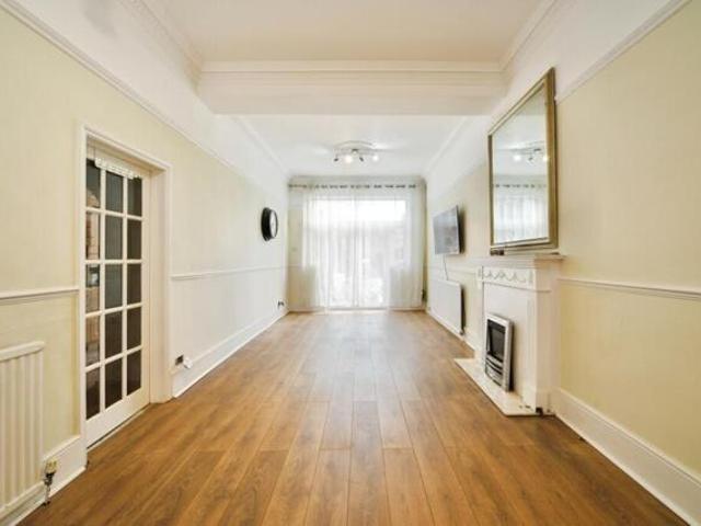 For Sale 4 Bedroom House London Greater London DS100786537
