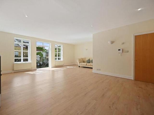 For Sale 4 Bedroom House London Greater London DS98404462