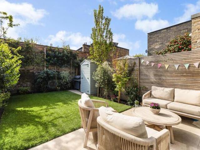 For Sale 4 Bedroom House London Greater London DS99437094