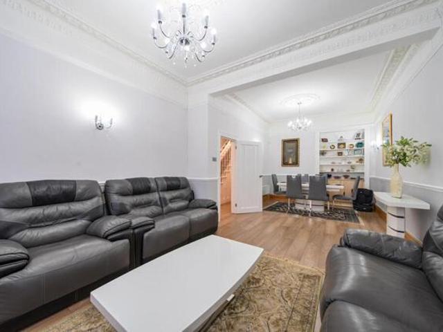 For Sale 4 Bedroom House Londres Great London DS100578832