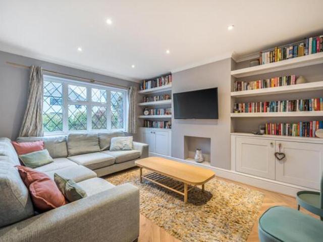 For Sale 4 Bedroom House Londres Greater London DLS98649086