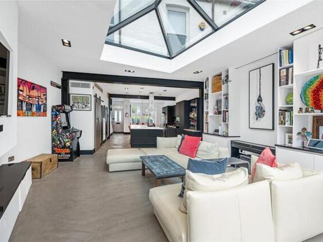 For Sale 4 Bedroom House Londres Greater London DLS100684882