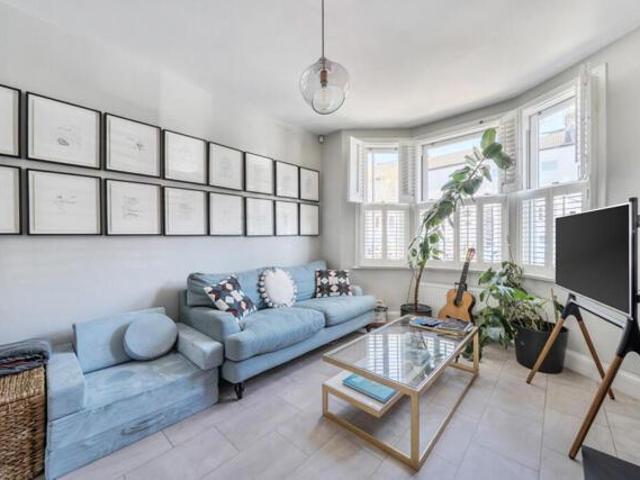 For Sale 4 Bedroom House Londres Greater London DS101199868