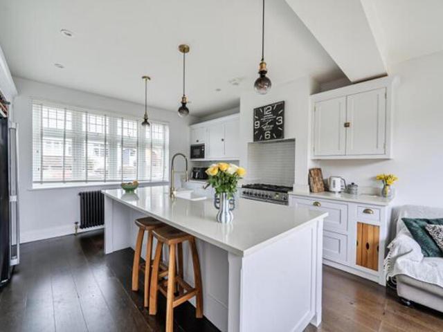 For Sale 4 Bedroom House Londres Greater London DS101777701