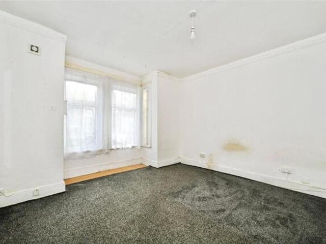 For Sale 4 Bedroom House Londres Greater London DS99277941