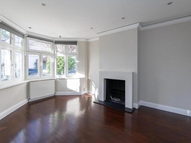For Sale 4 Bedroom House Londres London DS99161628
