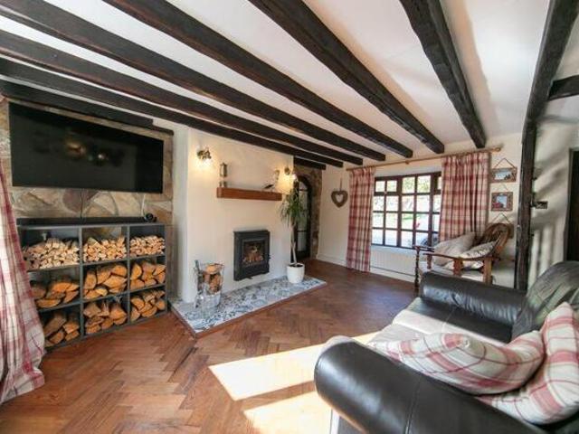 For Sale 4 Bedroom House Lancs Lancashire DLS100540586