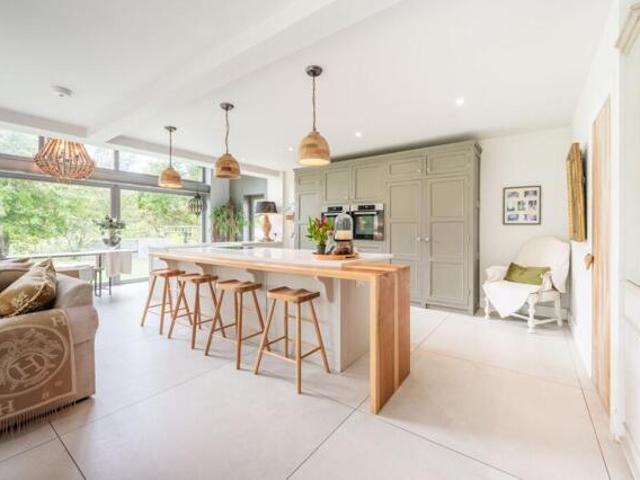 For Sale 4 Bedroom House Lancs Lancashire DLS100316879