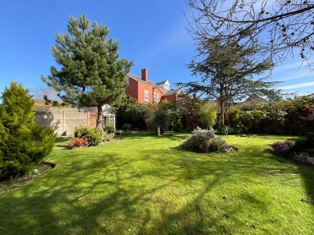 For Sale 4 Bedroom House Lancs Lancashire DLS101316303