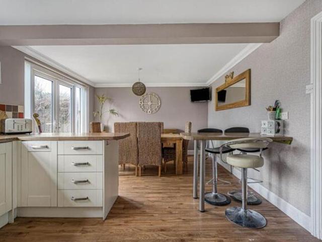 For Sale 4 Bedroom House Leatherhead Surrey DLS101674696