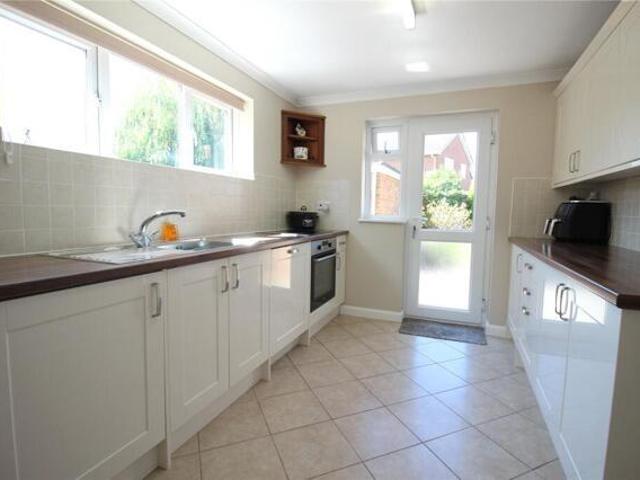 For Sale 4 Bedroom House Lee On Solent Hampshire DLS88781509