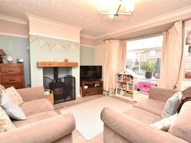 For Sale 4 Bedroom House Leeds West Yorkshire DLS98834698