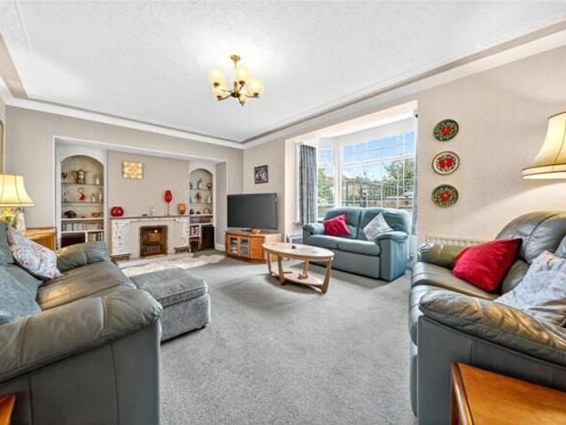 For Sale 4 Bedroom House Leeds West Yorkshire DS99130285