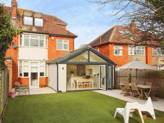 For Sale 4 Bedroom House Leicester Leicester DLS100023993