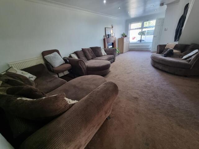 For Sale 4 Bedroom House Leicester Leicester DS100786974