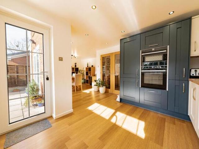 For Sale 4 Bedroom House Leicester Leicestershire DLS100648857