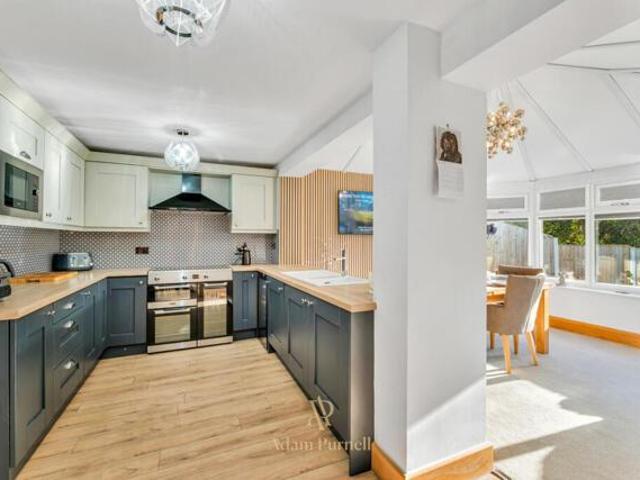 For Sale 4 Bedroom House Leicestershire Leicestershire DLS100786796