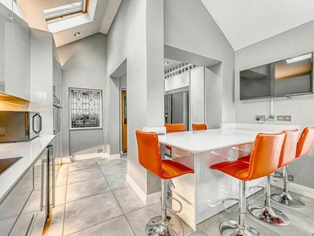 For Sale 4 Bedroom House Leigh on sea Southend On Sea DS98205253