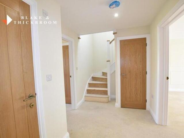 For Sale 4 Bedroom House Little Oakley Little Oakley DLS101796804