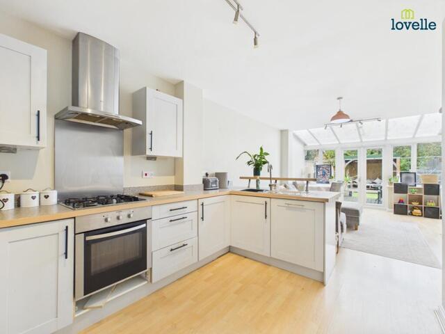 For Sale 4 Bedroom House Lincoln Lincolnshire DLS94797033