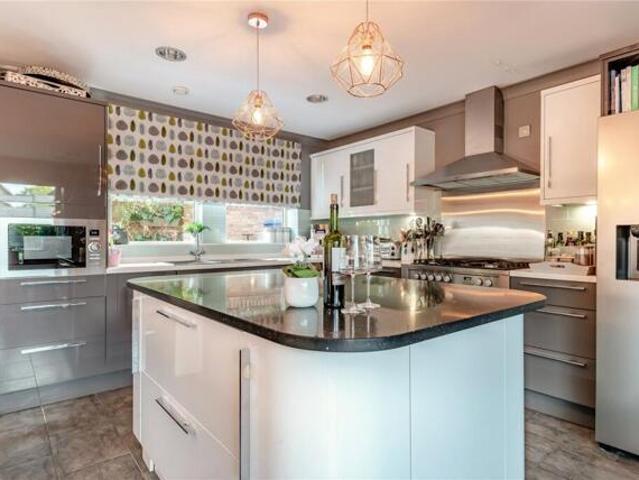 For Sale 4 Bedroom House Lincoln Lincolnshire DS98262830