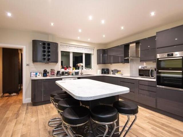 For Sale 4 Bedroom House Lincolnshire Lincolnshire DLS100456640