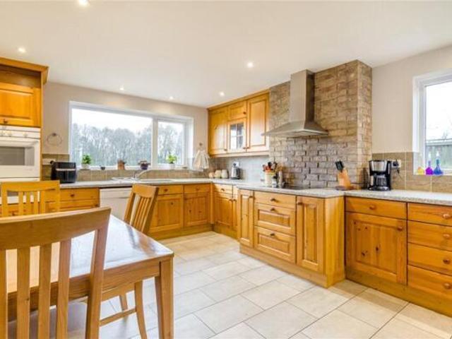 For Sale 4 Bedroom House Lincolnshire Lincolnshire DS100786477