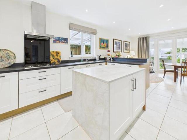 For Sale 4 Bedroom House Lydney Gloucestershire DS99572163