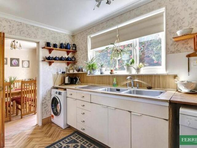 For Sale 4 Bedroom House Lydney Lydney DS101278298