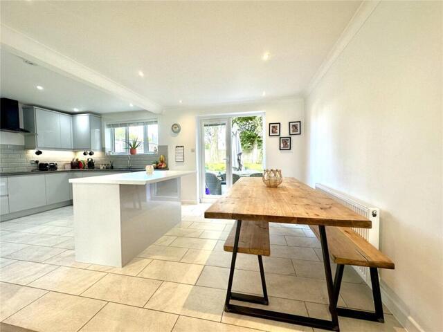 For Sale 4 Bedroom House Lymington Hampshire DLS99204207